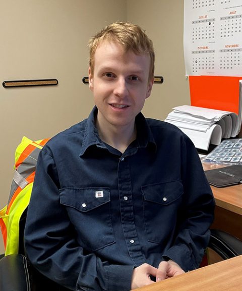 Équipe | Sacopan - Fabrication de panneaux de portes embossés de haute ...